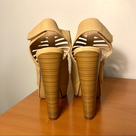 Speed Limit 98 | Shoes | Speed Limit 98 Beige Heels | Poshmark
